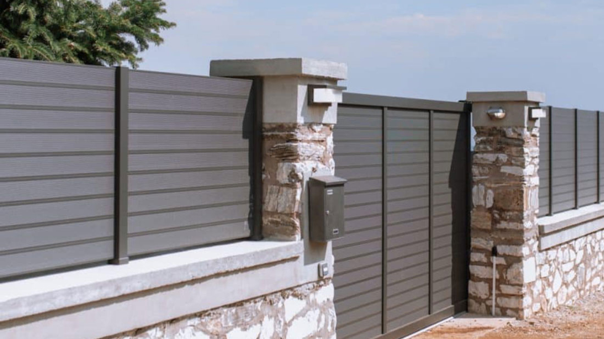 Bespoke or Readymade Gates: Which Fits Best? - Aluminium Gates Direct